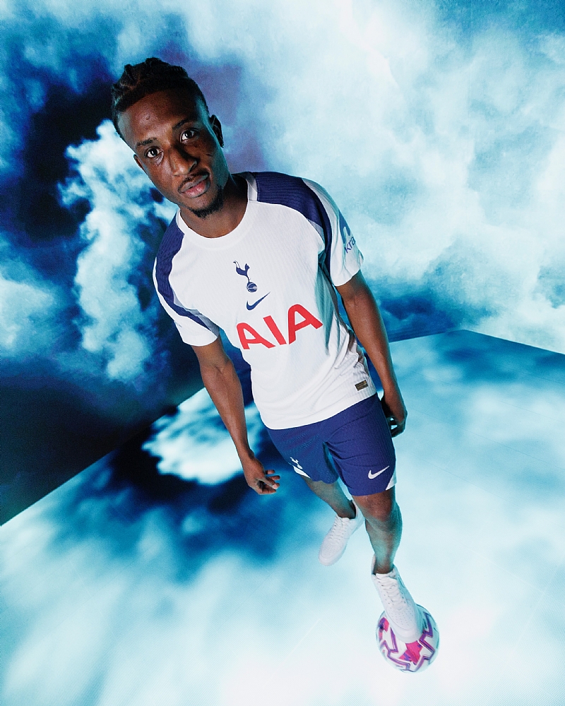 Tottenham Hotspur unveil Mohammed Kudus on a six-year deal [PHOTOS]