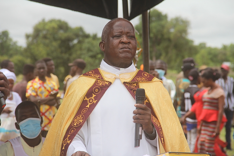 Be modest when given leadership position — Rev Father