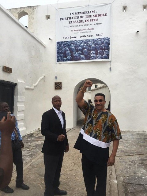 Boxing Referee Tony Weeks visits Cape Coast castle