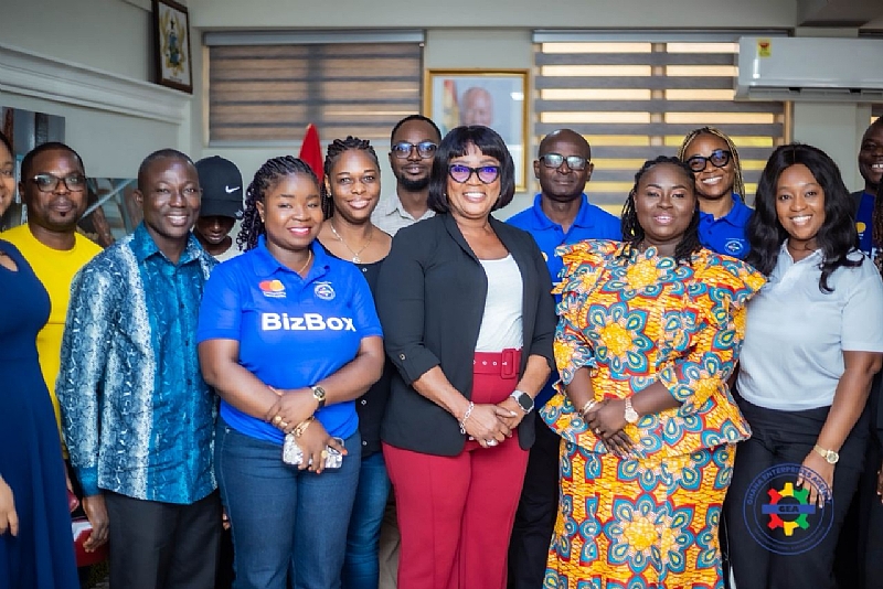 GEA CEO and Mastercard Foundation tour Koforidua Bead Market, visit ...