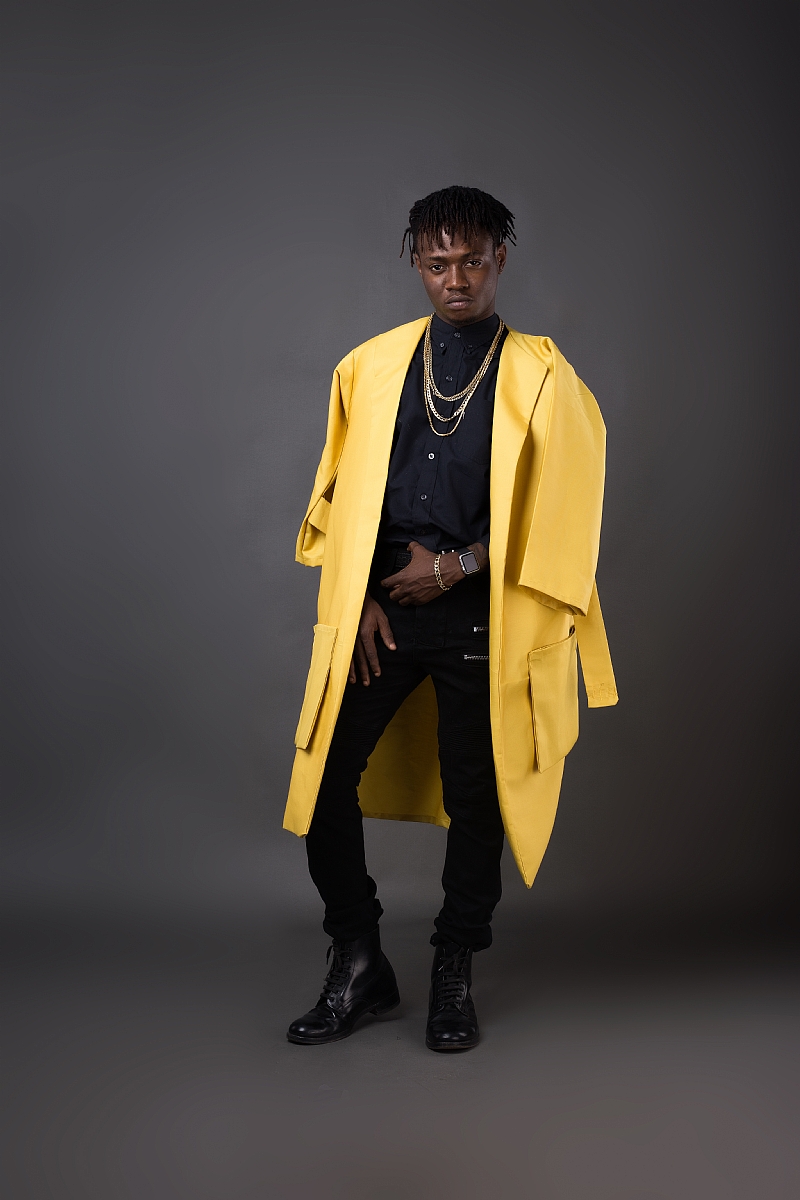 AZ’D Suits Up for Release Of New Banger “PAPER” feat. Boboh | LISTEN UP ...