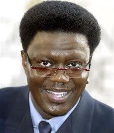 Actor, comedian and exasperated dad Mac dies at 50