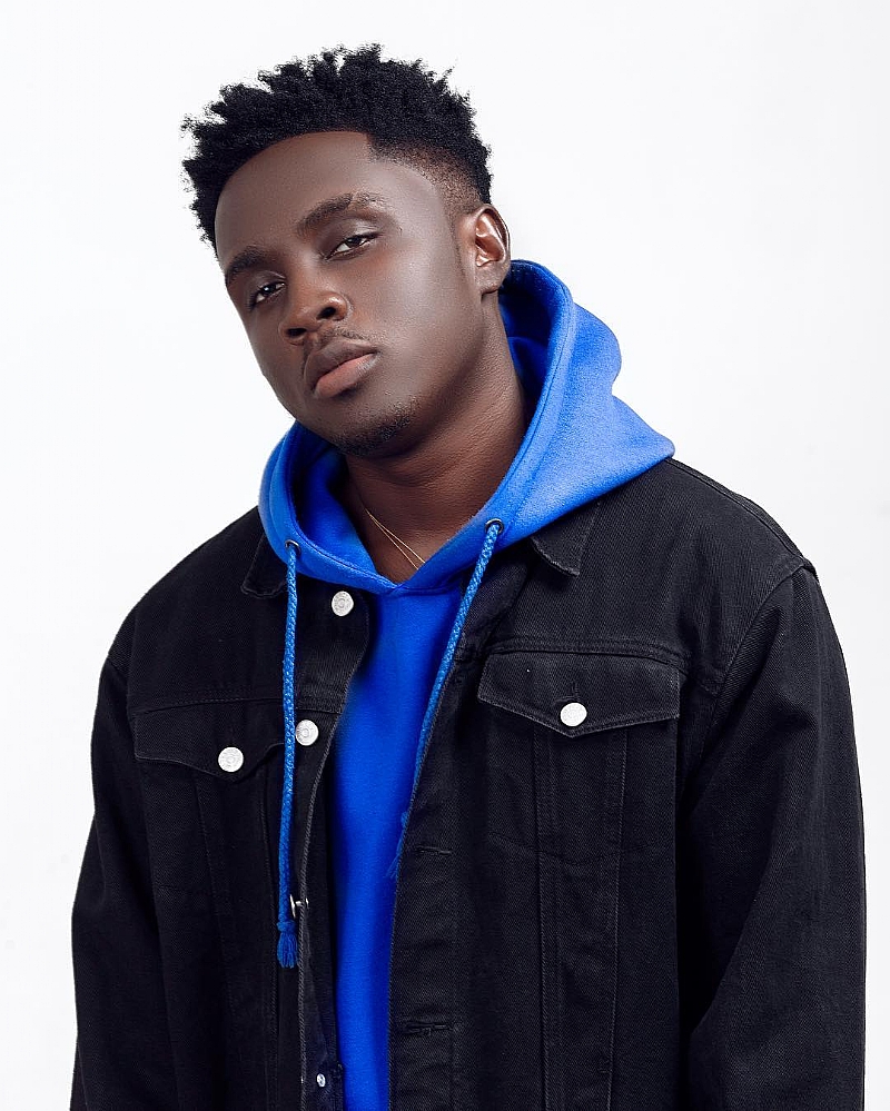 Rapper Kweku Smoke Buys First Copy Of King Promise’s Album