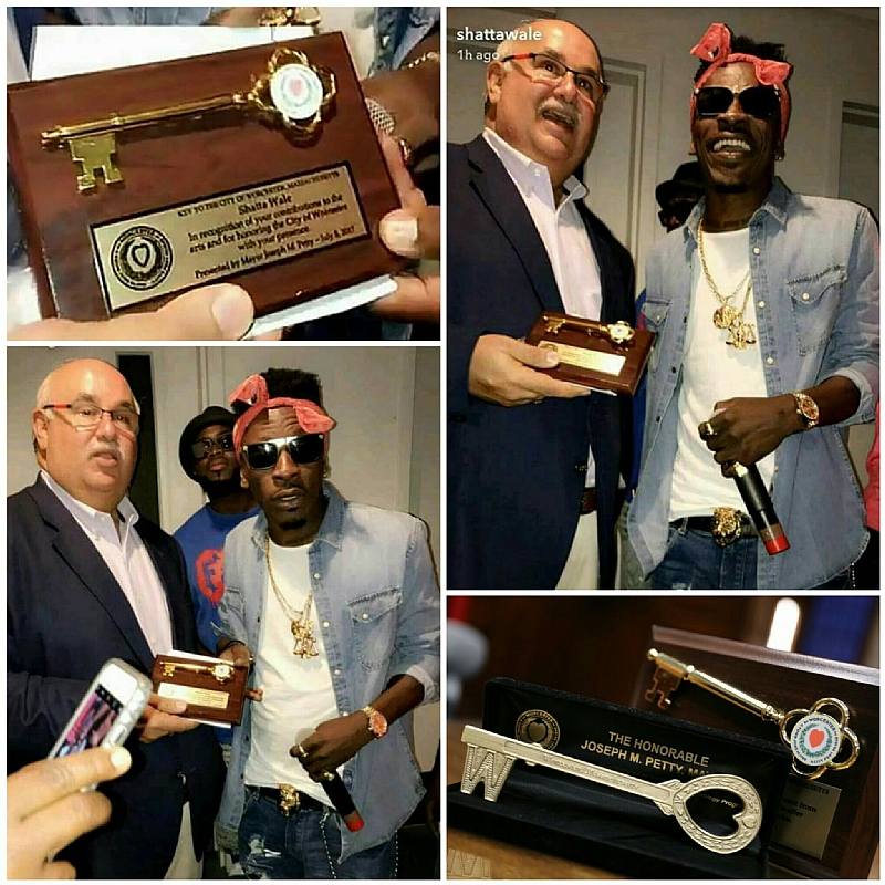 Mayor Of Worcester, Joseph Petty Honours Shatta Wale With The 'Key ...