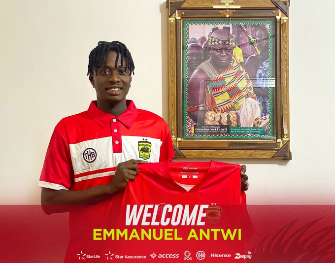 Midfielder Emmanuel Antwi joins Asante Kotoko from Great Olympics