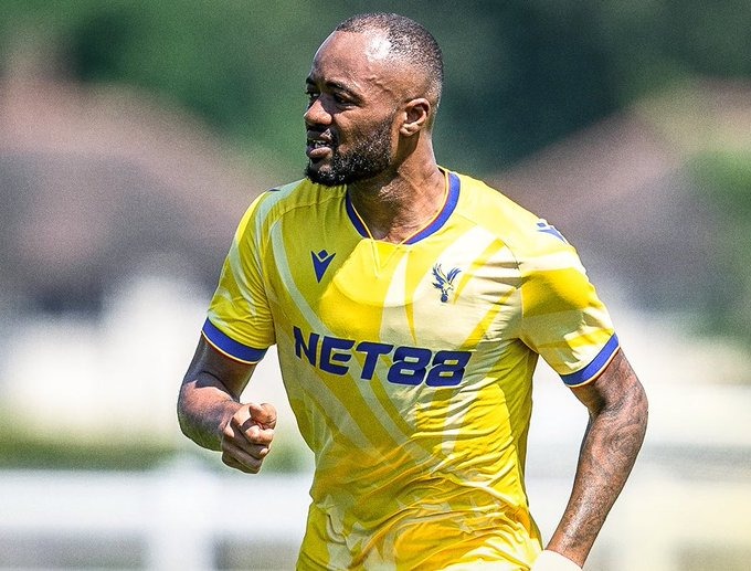 Jordan Ayew undergoing medical at Leicester City as he nears Crystal ...