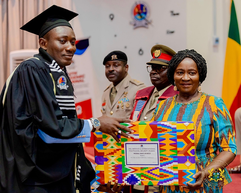 Vice President urges graduates of GAFCSC to serve with integrity and ...