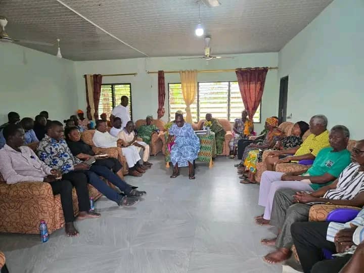 V/R: MP, DCE engage Dabala chiefs on development priorities
