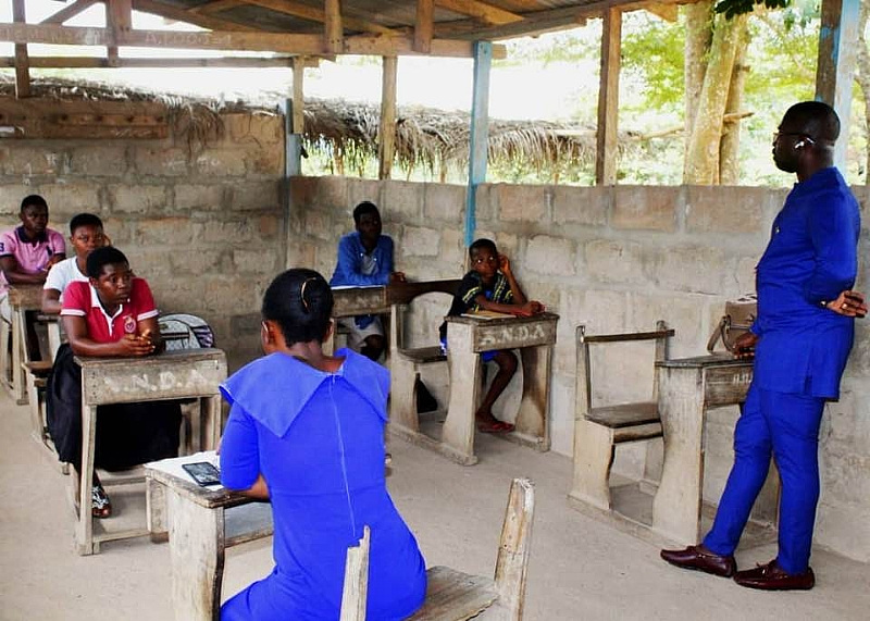 E/R: Akuapem North NDC slams MCE for turning into a beggar; blasts ...