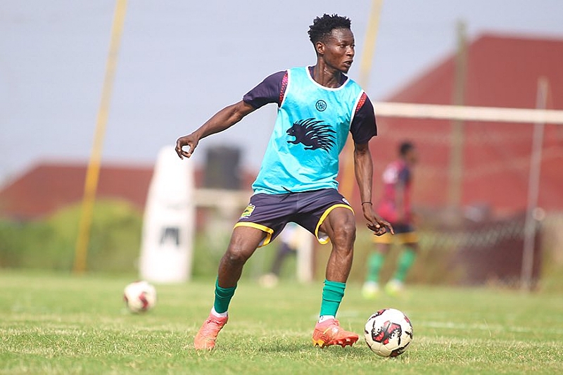 Ex-Kotoko midfielder Enoch Morrison keen on playing for Hearts in the ...