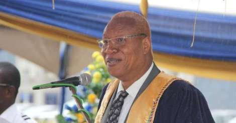 Meet Professor Joshua Alabi