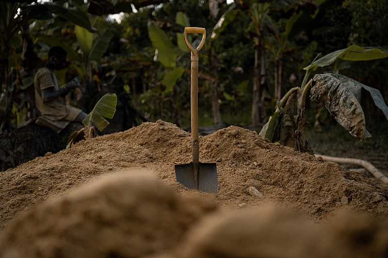 Ghana’s Gold Curse: Poisoned Rivers, Dead Forests, and the Applause of ...