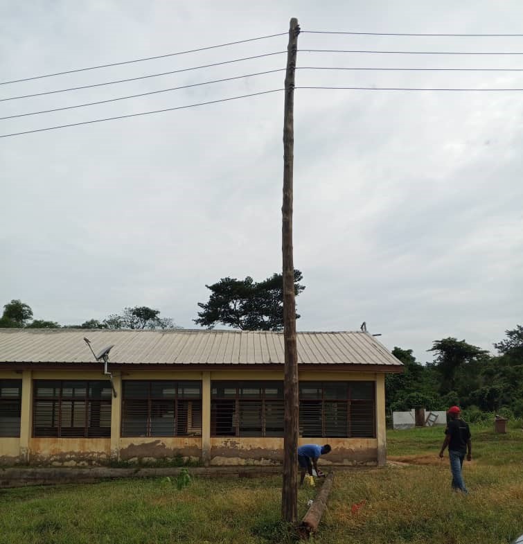 ModernGhana gets results: ECG swiftly replace falling pole at Biakoye ...