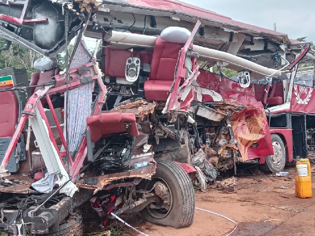 Seven die in VIP bus, fuel tanker collision on Accra-Kumasi highway