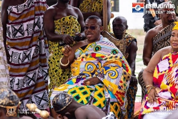 A/R: New Edubiase Chief hails Free SHS