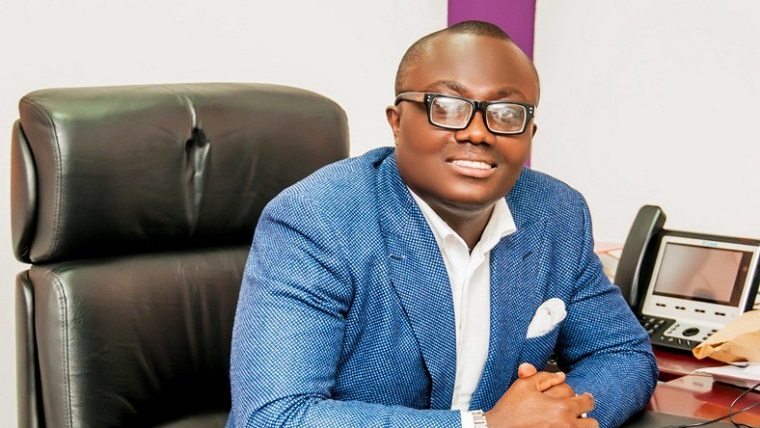 Bola Ray returns to host ‘Starr Chat’