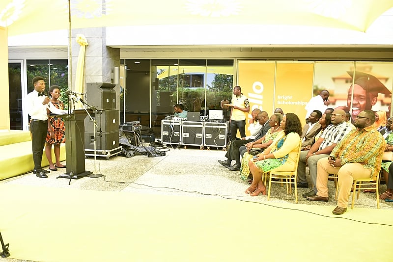 MTN Ghana Foundation Presents Scholarship To 100 Students In Public ...