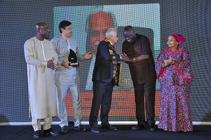 Avnash Chairman Honoured With “Lifetime Achievement Award”
