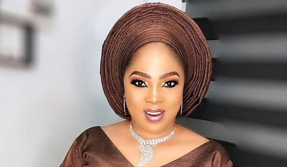 Respect Ladies that Sell Legitimate Things to Survive…Actress, Regina ...