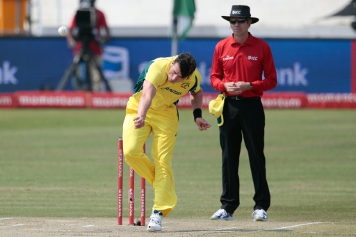 Australia's rookie fast bowlers face South Africa test