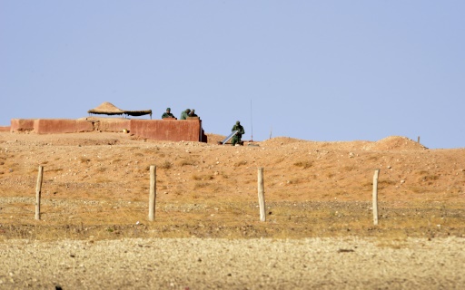 Life behind the Sahara desert 'wall of shame'