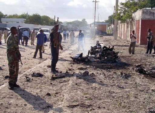 Car bomb rocks Mogadishu during Kenyan ministers visit