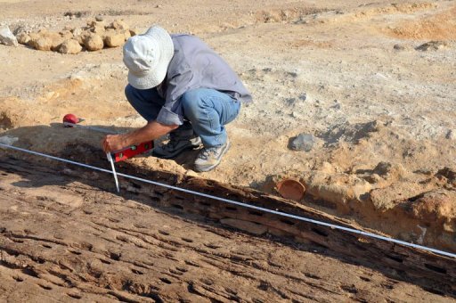 French archaeologists unearth pharaoh boat