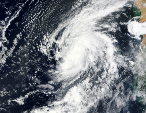 Hurricane Fred lashes Cape Verde