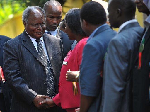 Kenyan leader calls for 'tolerance' in riot-hit city