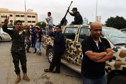 Libya army, jihadists in deadly Benghazi battle