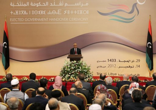Libya government sworn in
