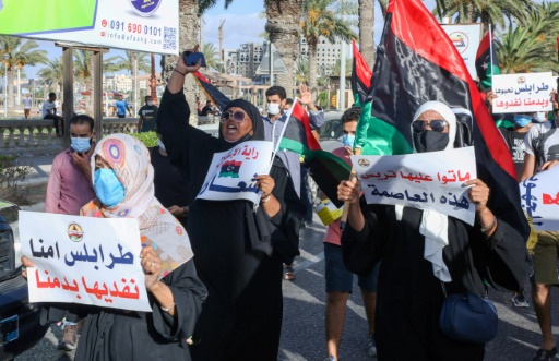 Libyans protest corruption, living conditions for third day