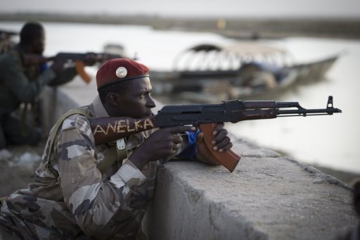 Mali's army reinforces positions after heavy fighting
