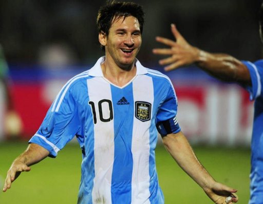 Messi inspires Argentina to win over Nigeria