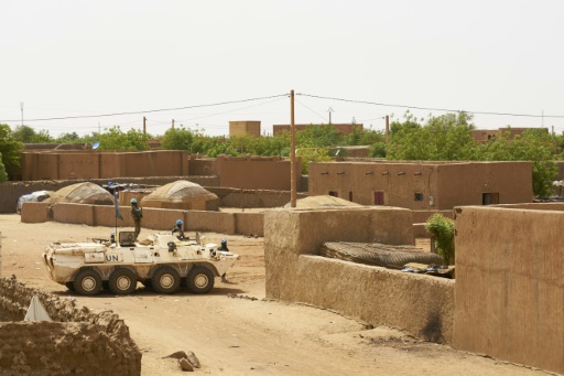 Mali: UN extends mission, warns progress must be made on peace