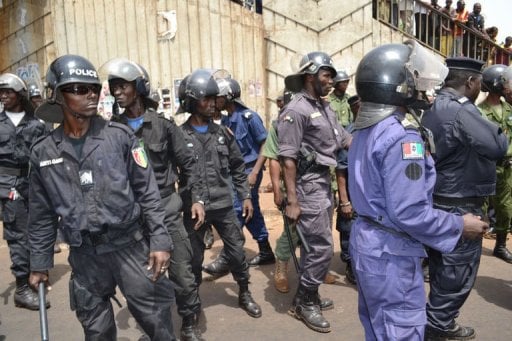 Police foil Guinea opposition rally, arrest dozens