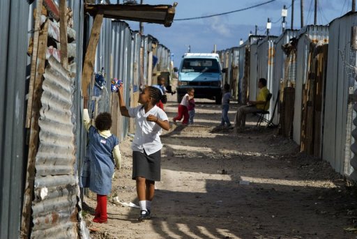 Poor S.African kids unlikely to escape poverty: World Bank