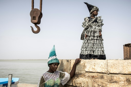 'Like queens': Divisive legacy of Senegal's women traders