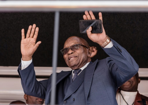 S.Africa's Zuma loses bid to prosecute chief graft attorney