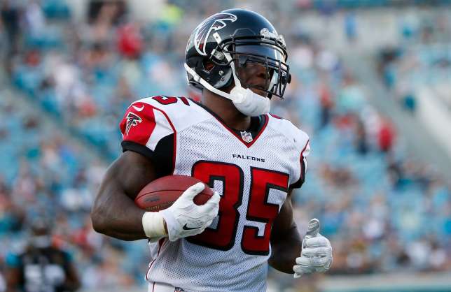 Atlanta Falcons' Antone Smith out for season with broken leg