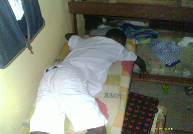 Congestion at Mfantsipim SHS; students sleep on trunks