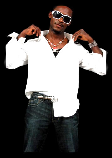 Koby Maxwell makes copies of CD available to fans in Ghana