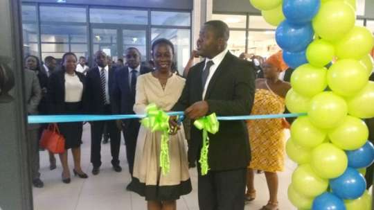 StanChart Ghana opens digital branch at Achimota
