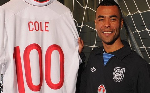 CONFIRMED: Ashley Cole signs for Roma