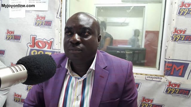 'Prof' Quarm defends 'head for carrying load' depiction