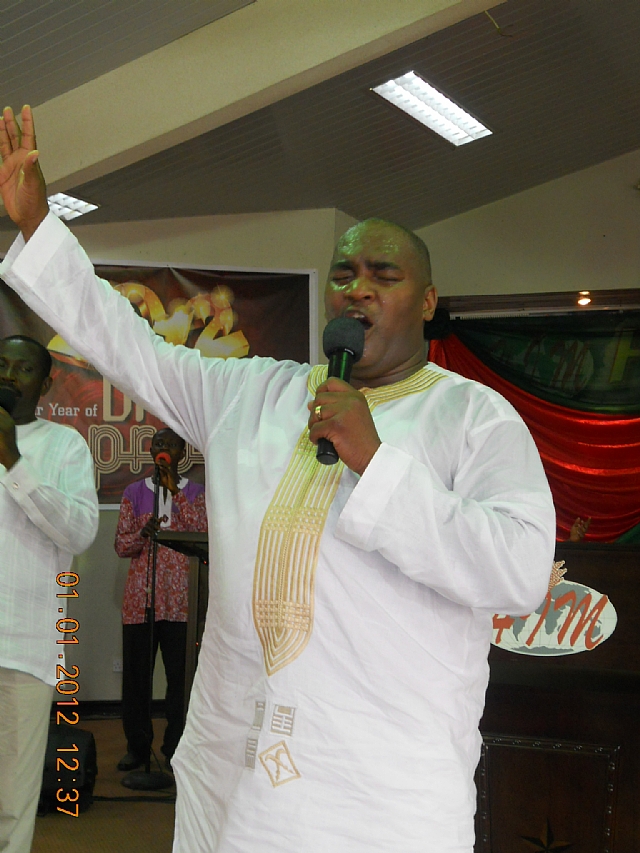 Clergyman declares 2012 year of divine approval