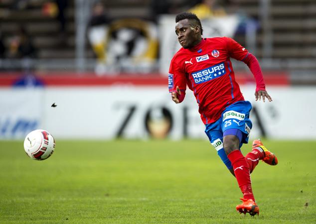 David Accam: Ghana attacker close to CSKA Moscow move after confirming ...