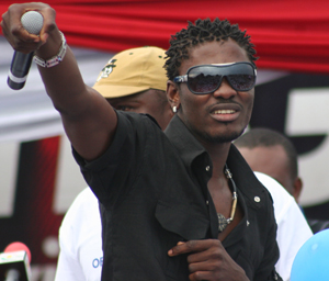 Tinny Releases 'Something Something' Video