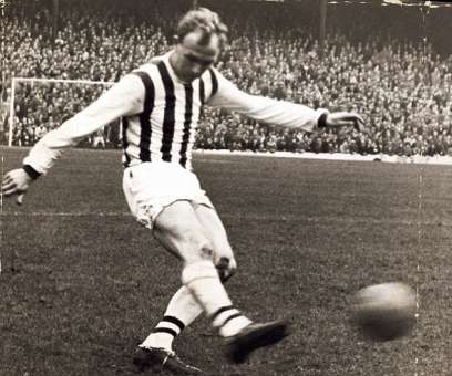 Don Howe: Tributes pour in as England legend dies at 80