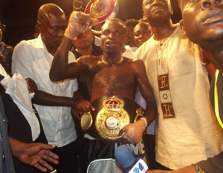 Tagoe survives Pontilas scare to maintain WBO/WBA titles